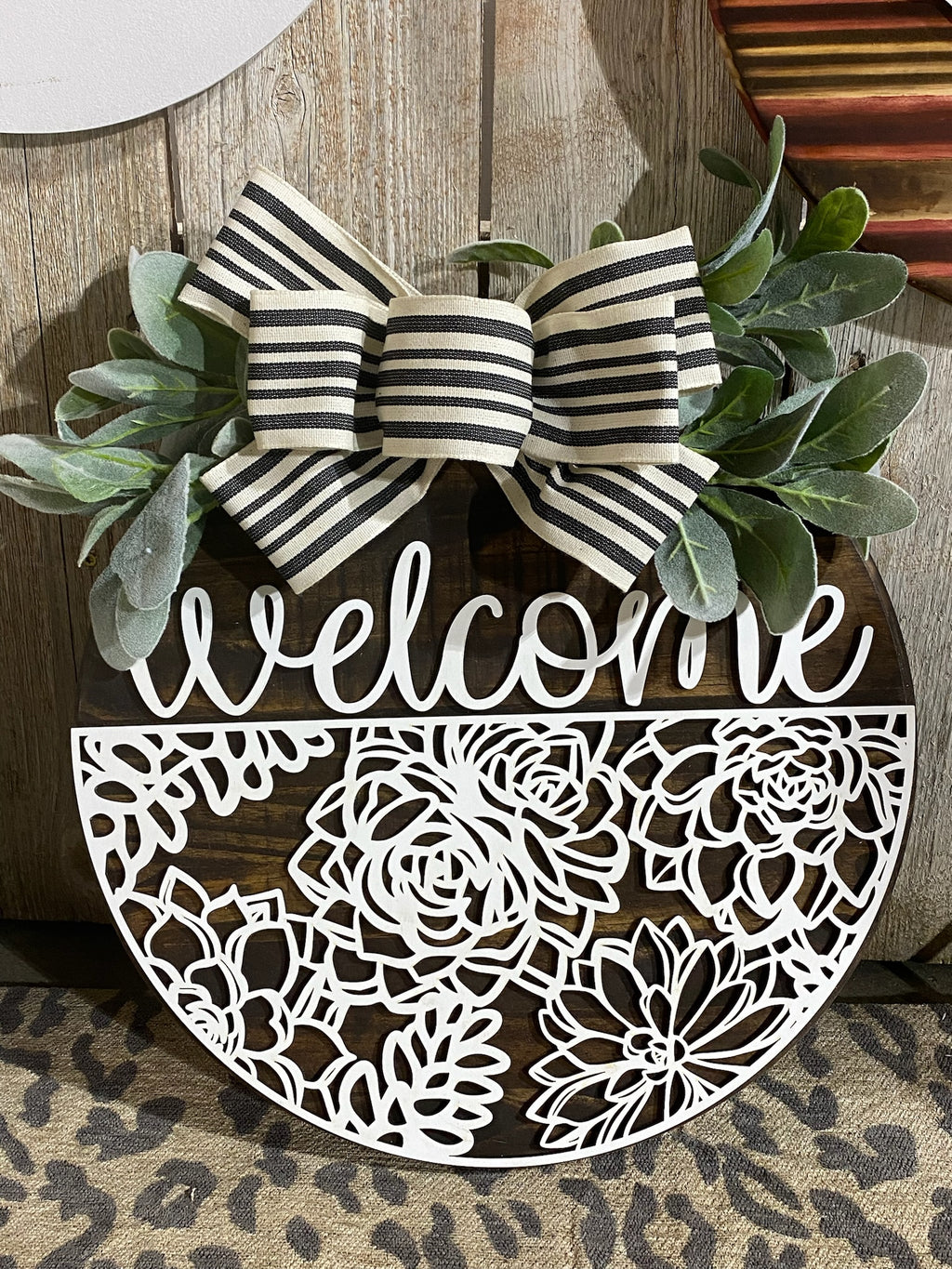 15" Welcome Succulent Wood Round – Mountain Edge Designs